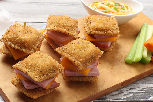 Toasted Buffalo Chicken Ravioli | Louisa Foodservice